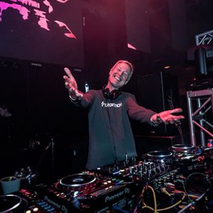 20 Best Trance DJs of 2025 You Should Definitely Check Out - Loud Beats