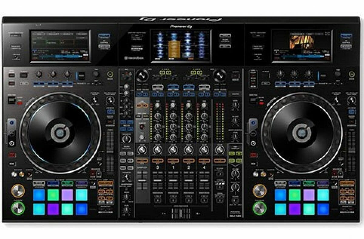 9 Best DJ Controllers of 2025 To Beat Out Your Best Work